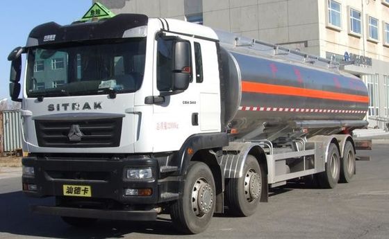 5000 Gallon Diesel Oil Gas Tanker Lorry Transporter Truck